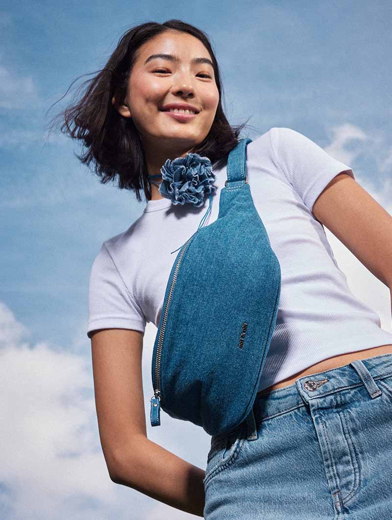 Tracy, notre première banane en cuir – Nat & Nin